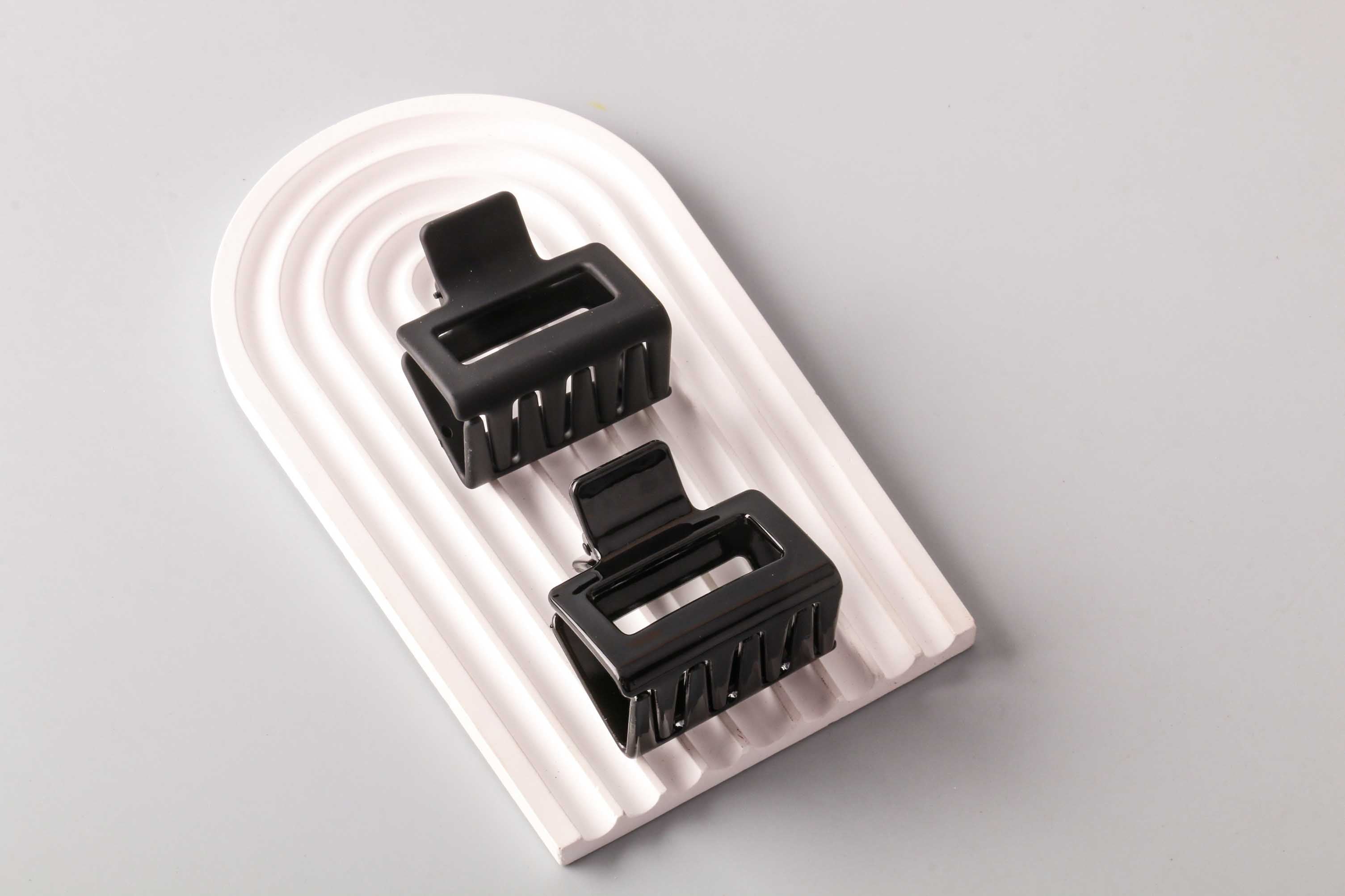 Mix Opaque Square Claw Clips – Odin Fashion