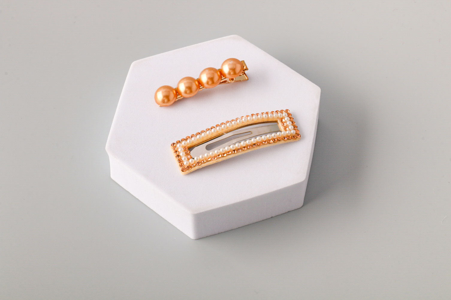 Pearl Rectangle Clips Set – Odin Fashion
